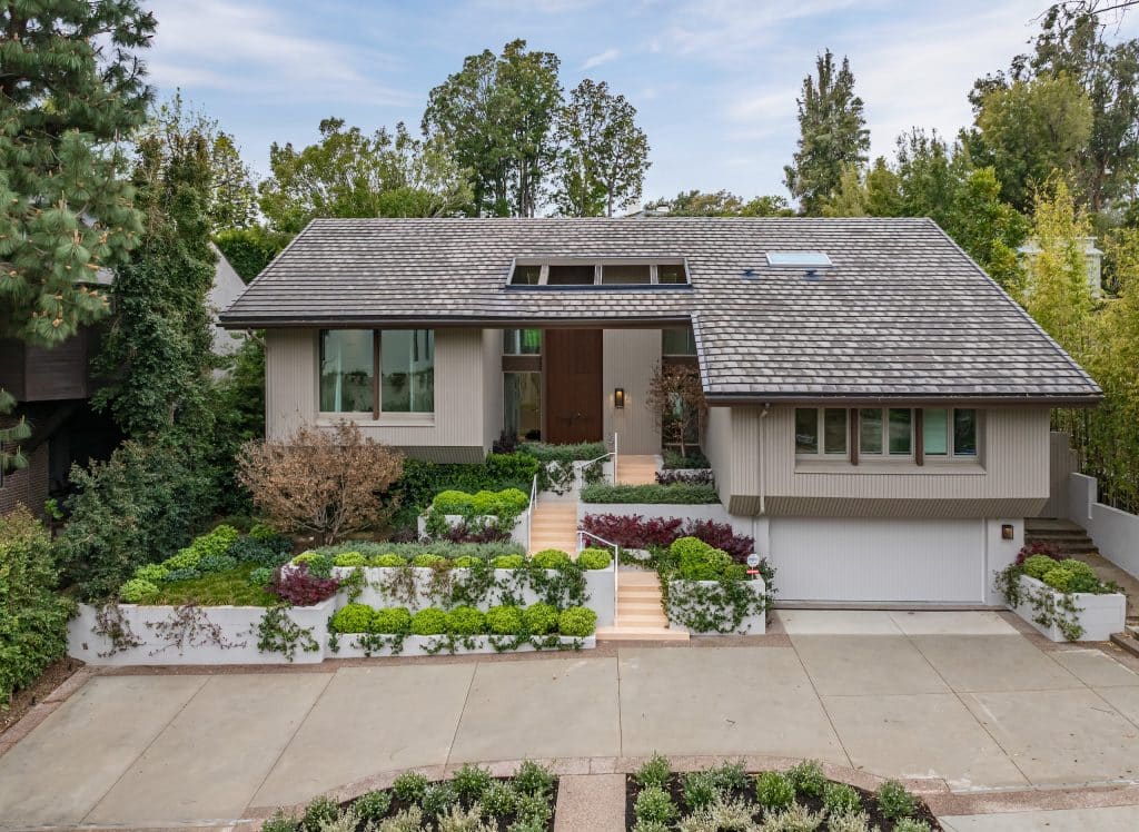 1059 Angelo Drive | Linda May Properties Group